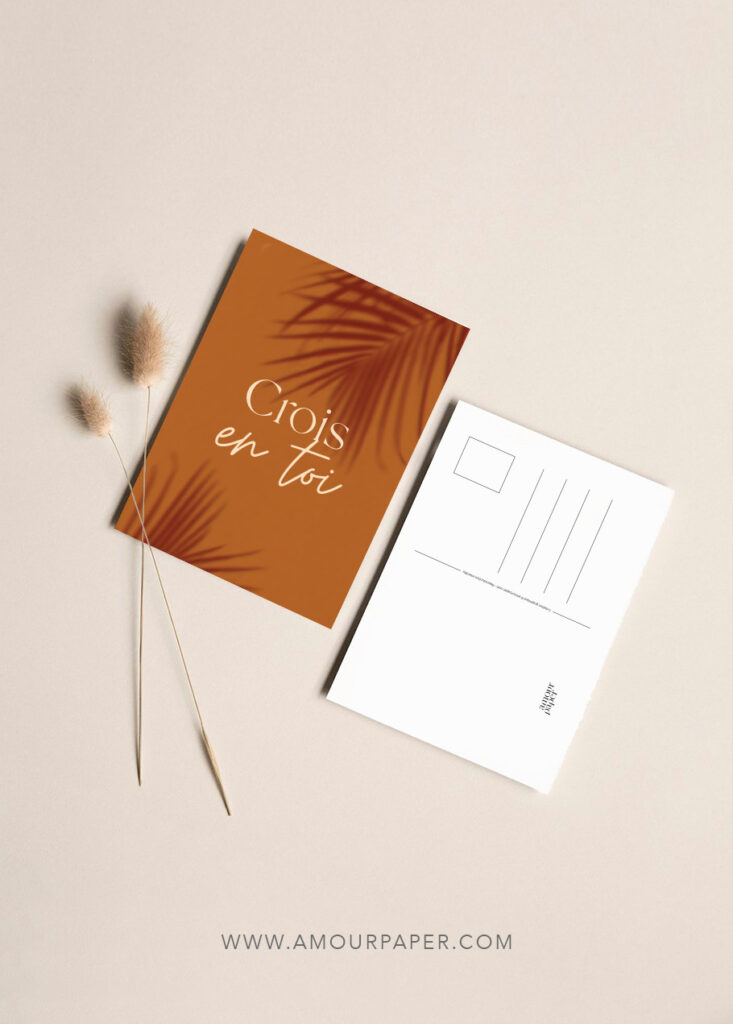 Carte postale Crois en toi | E-shop déco & papeterie Amour Paper